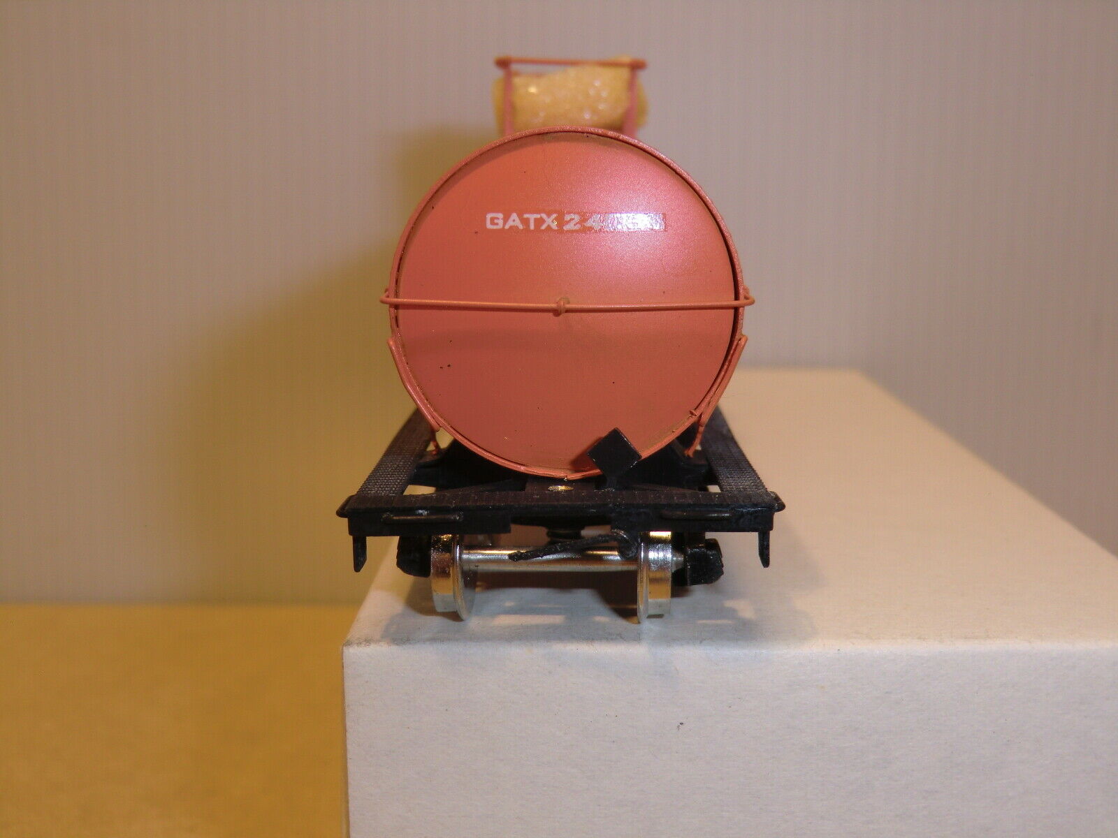 PRECISION SCALE - IRON HORSE - Brass HO - 12K Gallon Tank Car | #20855226
