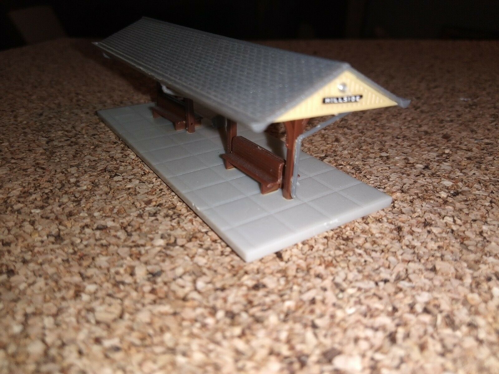 N SCALE SMALL STATION PLATFORM | #20829005