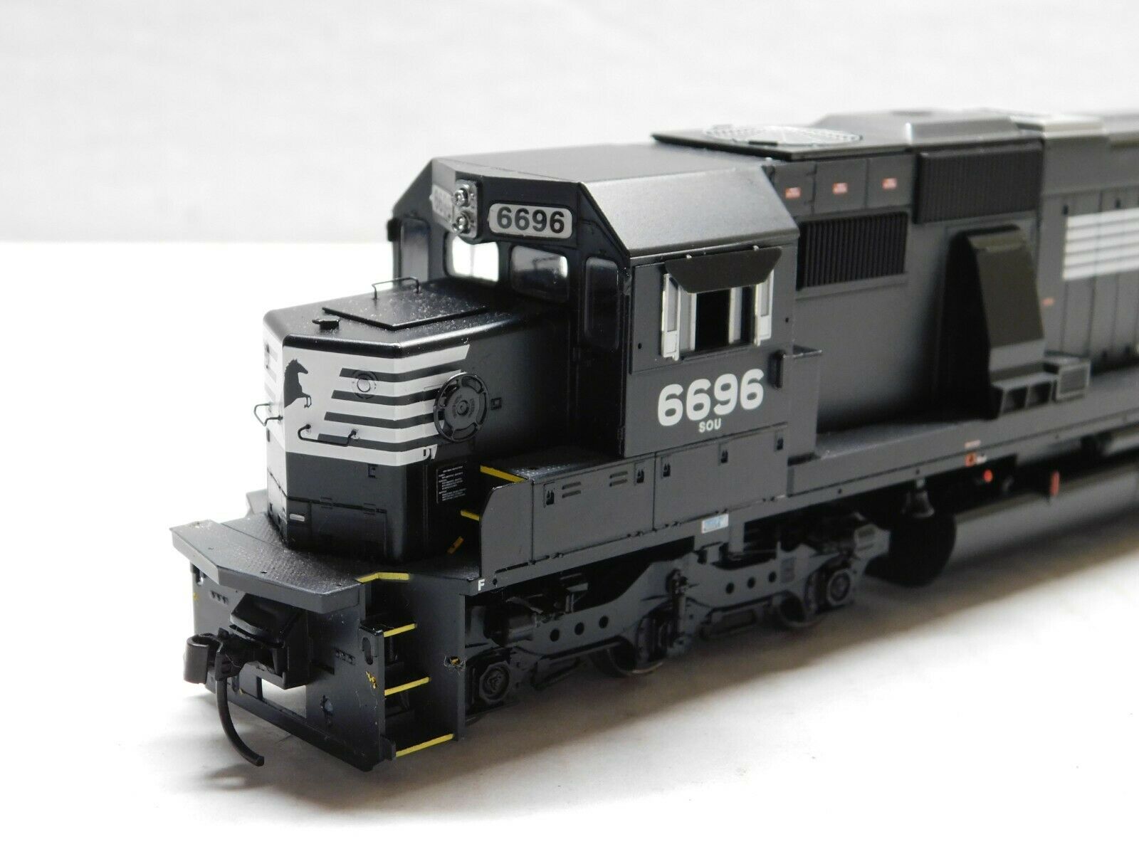 HO Scale - Athearn - Norfolk Southern Diesel Locomotive Train 6696 ...