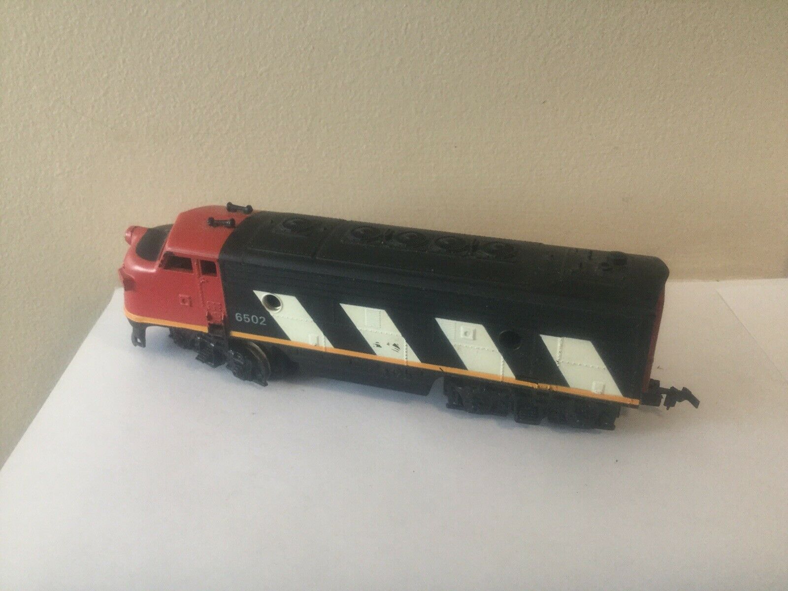 LIFE LIKE POWERED F9 CANADIAN NATIONAL CN RAIL ENGINE LOCOMOTIVE HO ...