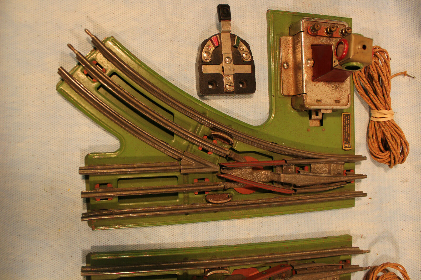 LIONEL O GAUGE 012 PREWAR TRACK SWITCHES AND TWO 222 CONTROLS | #20771677
