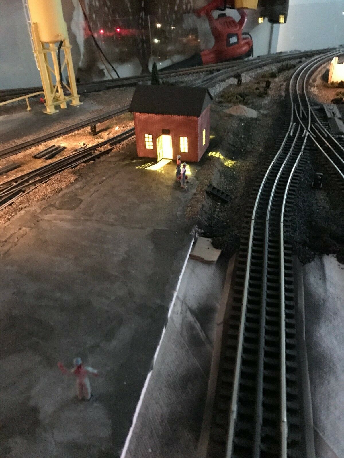 O Scale Train Yard Office Building Weathered Lighted | #20714318