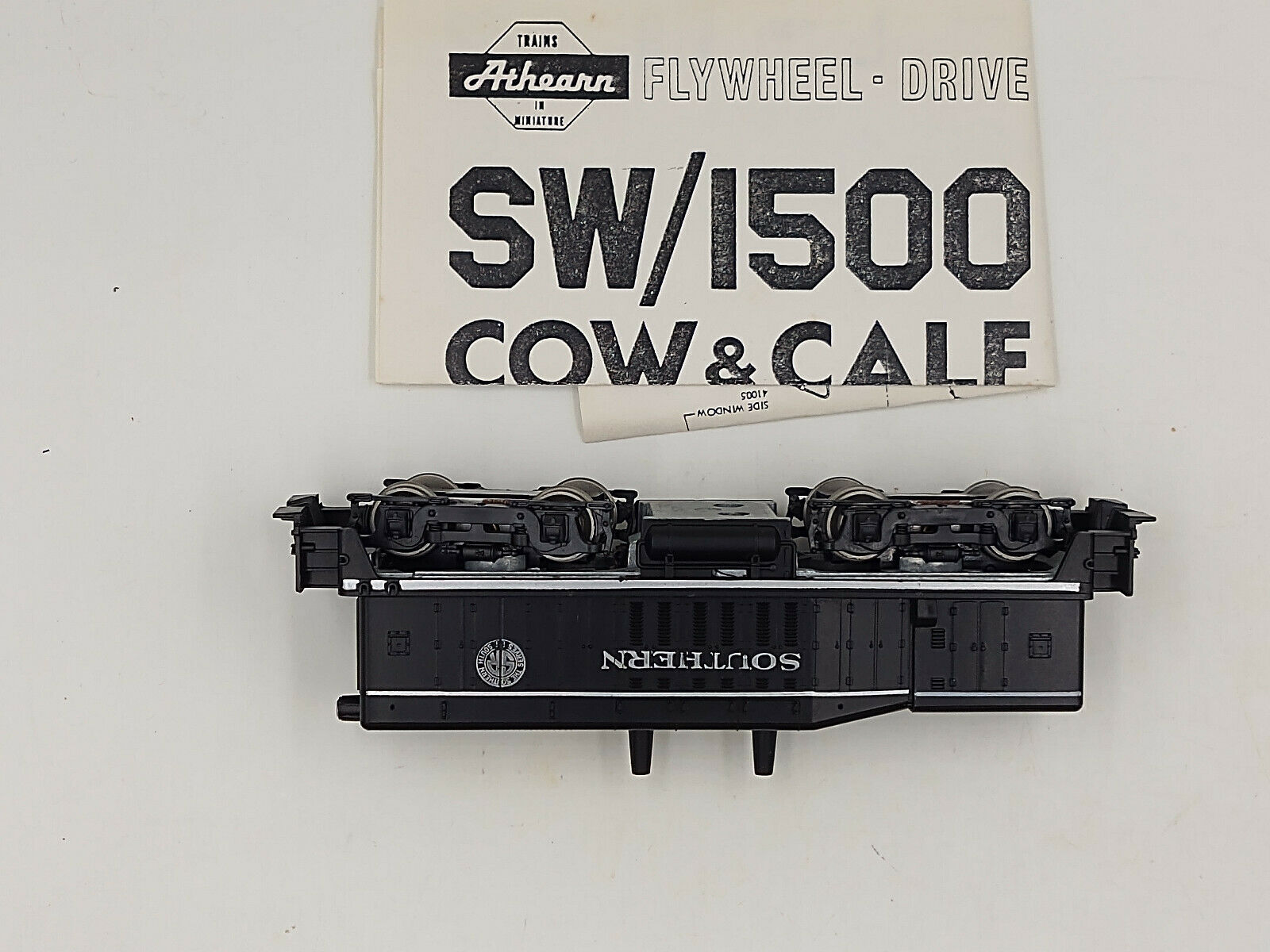 HO Scale Athearn 4029 Powered Southern Railway SW - 1500 Calf Switch ...